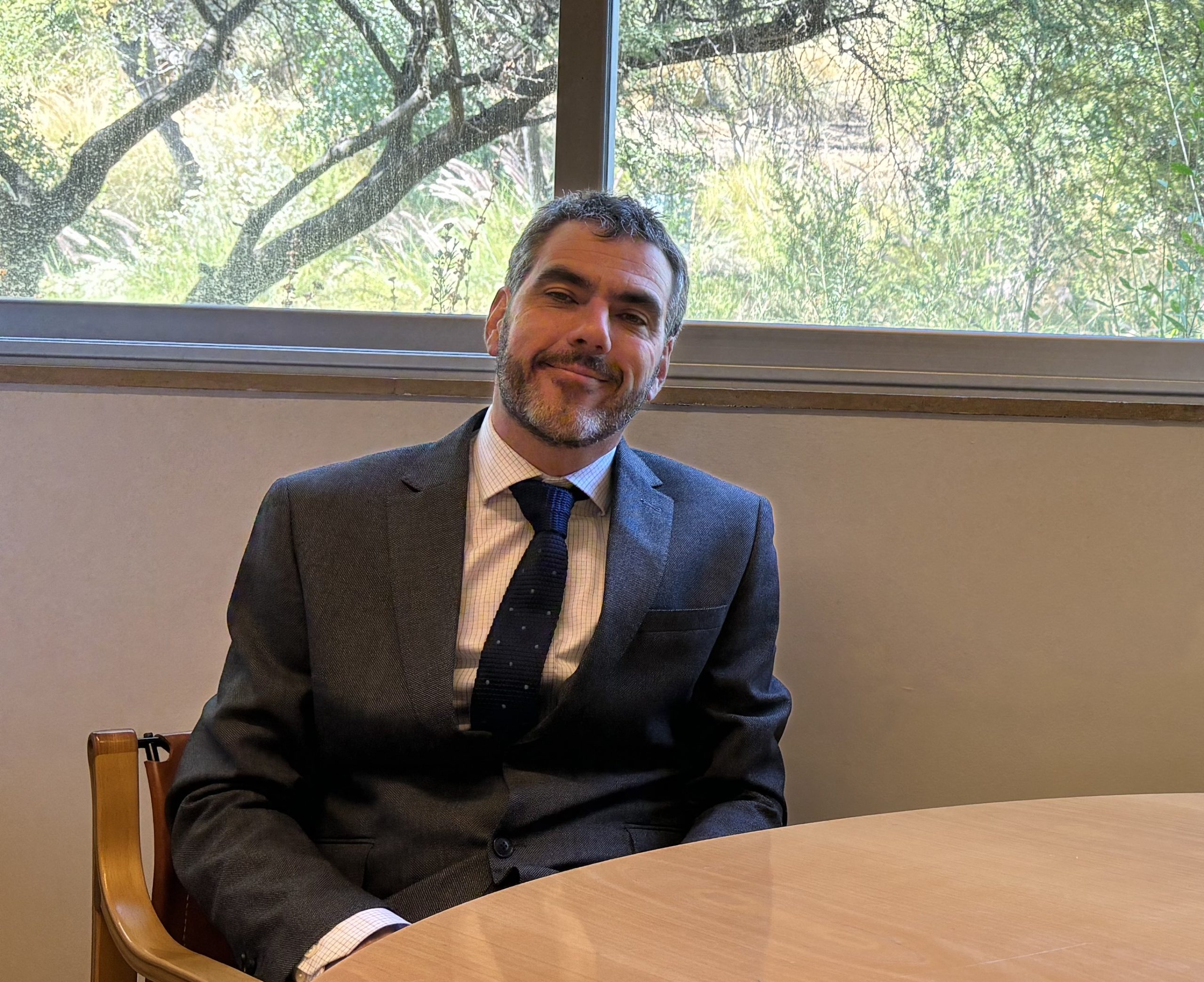 El rector de la UAI habla con Cooler – Cooler